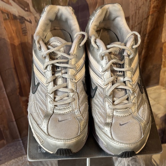 Nike | Shoes | Nike Silver And Purple Athletic Shoes With Supportive ...